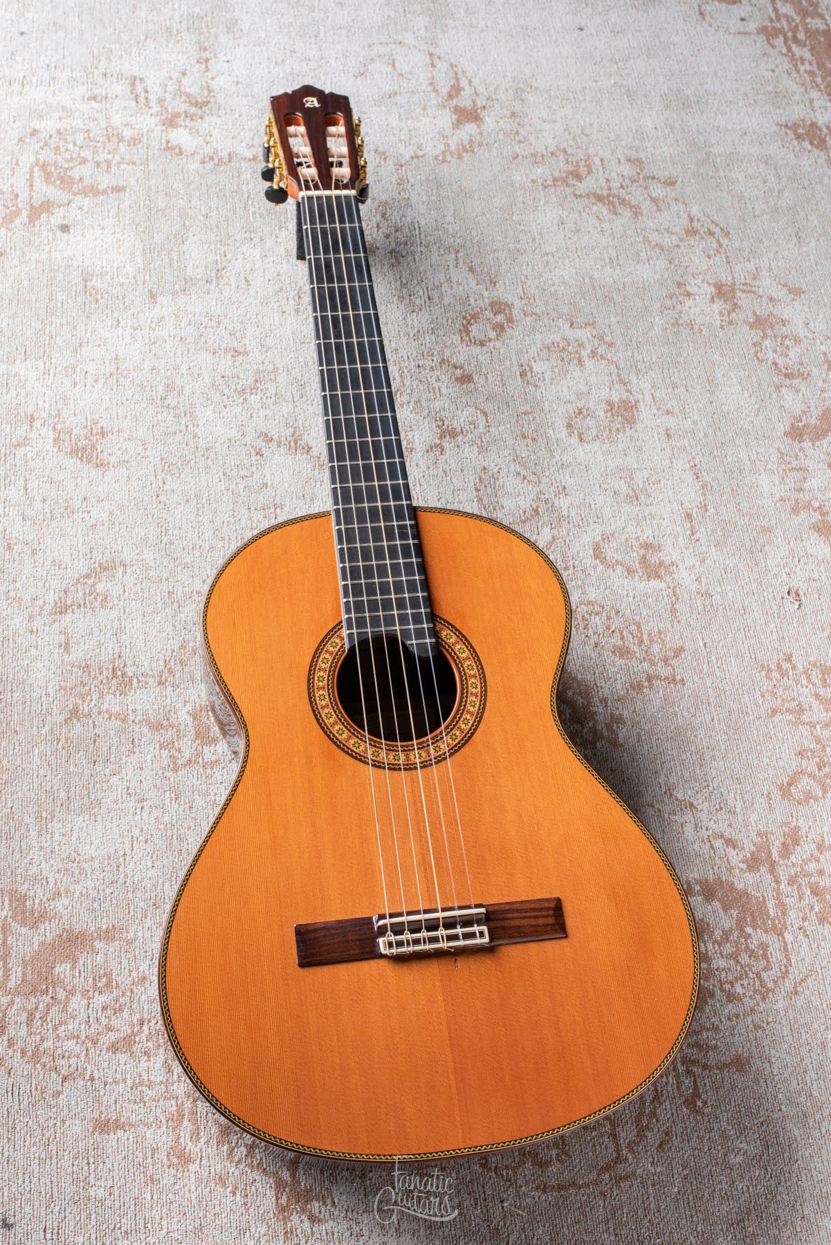 Alhambra 11P Guitarra Clásica #QBODTT Segunda Mano – Fanatic Guitars