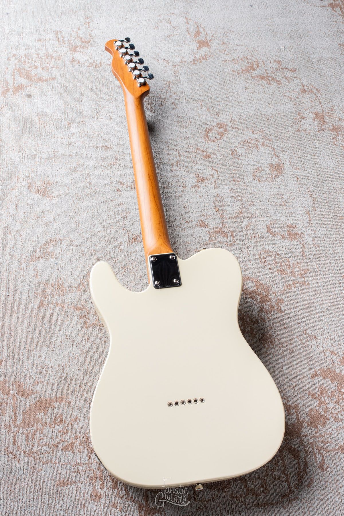Bacchus Universe Series Tele Roasted P-90 – Old White – Fanatic Guitars