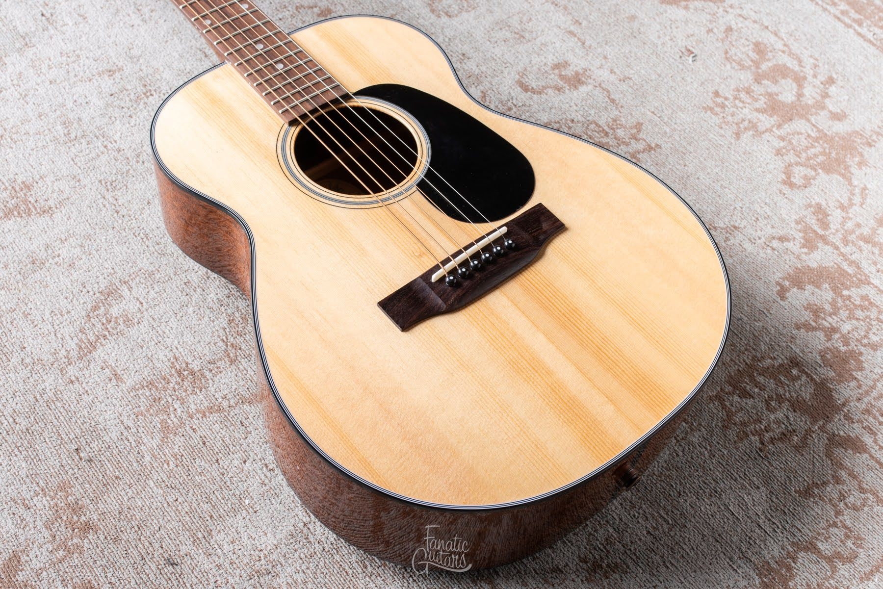 Blueridge BR-41E Guitarra Electroacústica 3/4 – Fanatic Guitars