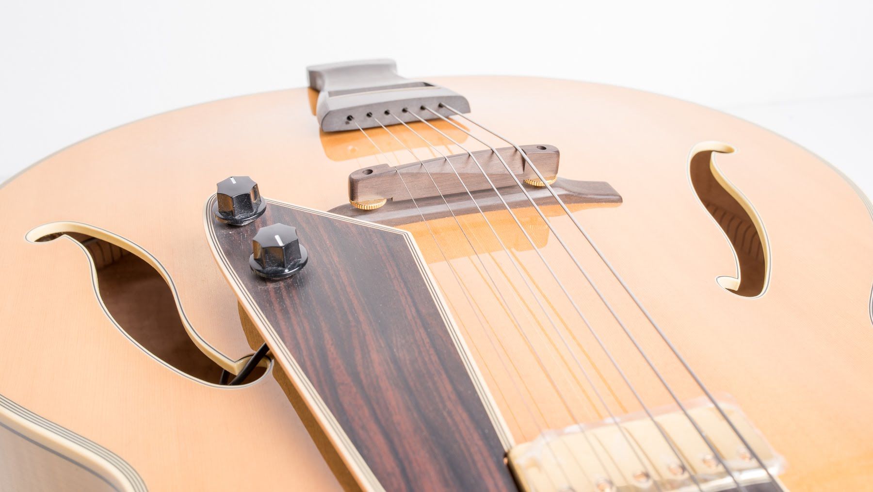 D’Aquisto Jazz DQ-JZ Natural – Fanatic Guitars