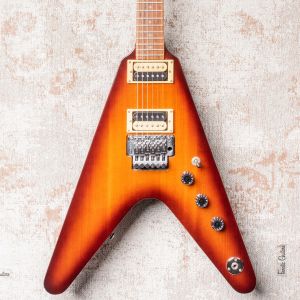 Dean Flying V Sunburst Korea #E807419 B-Stock – Fanatic Guitars