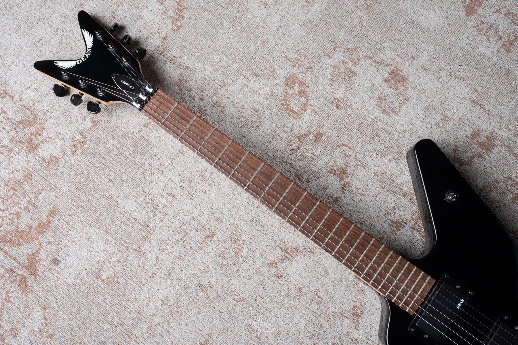 Dean Z Phantom #E090287 Segunda Mano – Fanatic Guitars