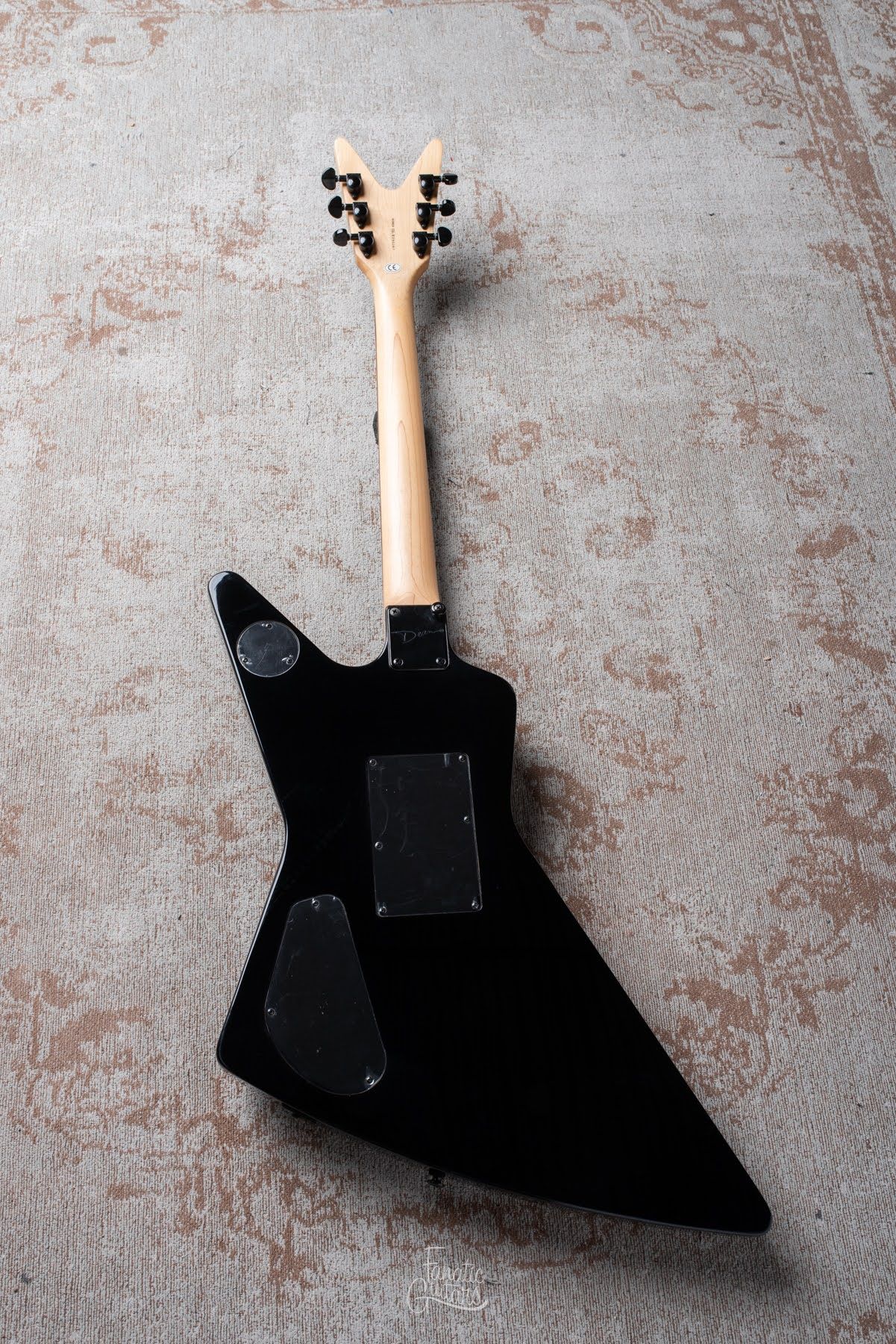 Dean Z Phantom #E090287 Segunda Mano – Fanatic Guitars