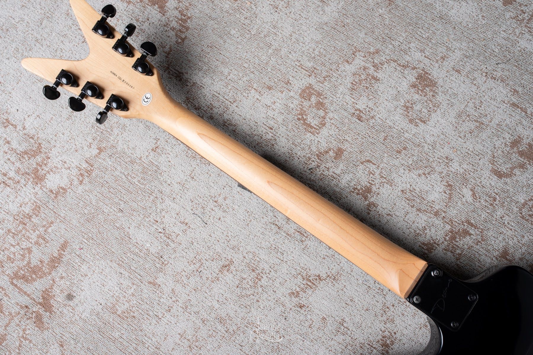 Dean Z Phantom #E090287 Segunda Mano – Fanatic Guitars