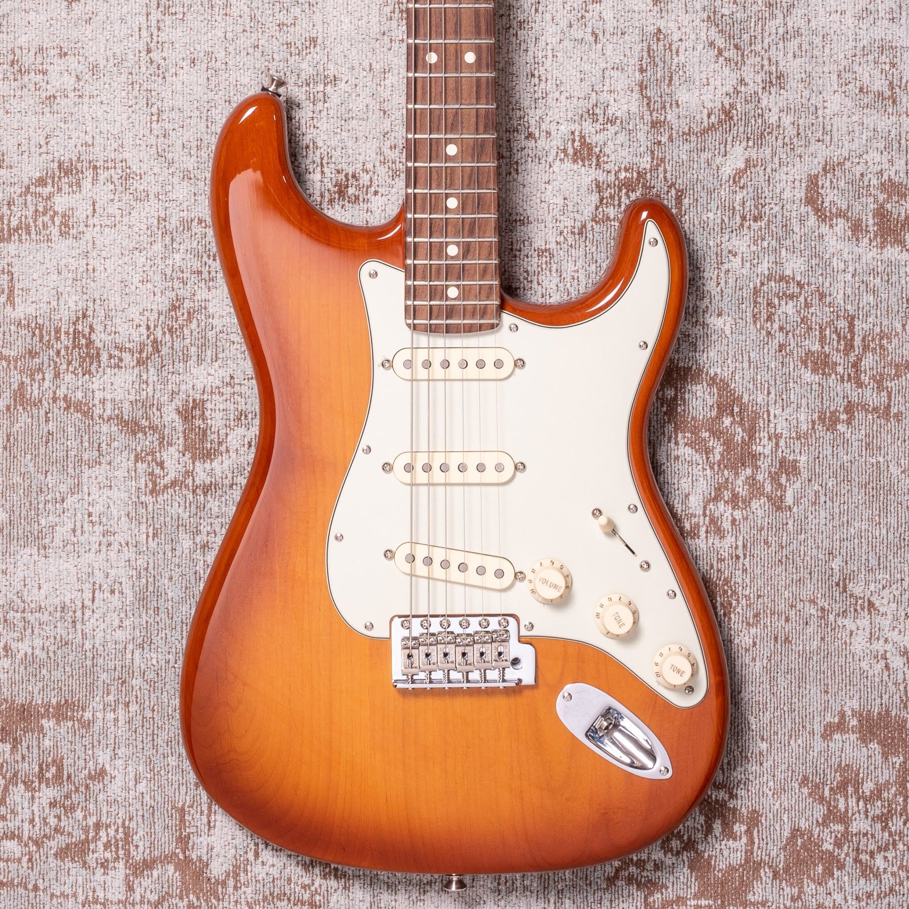 Fender Stratocaster American Performer RW Honey burst – Fanatic Guitars