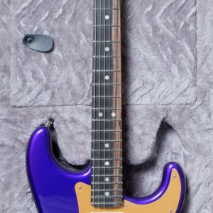 Fender Limited Edition American Ultra Stratocaster – Plum Metallic