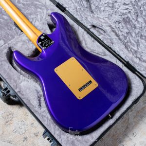Fender Limited Edition American Ultra Stratocaster – Plum Metallic