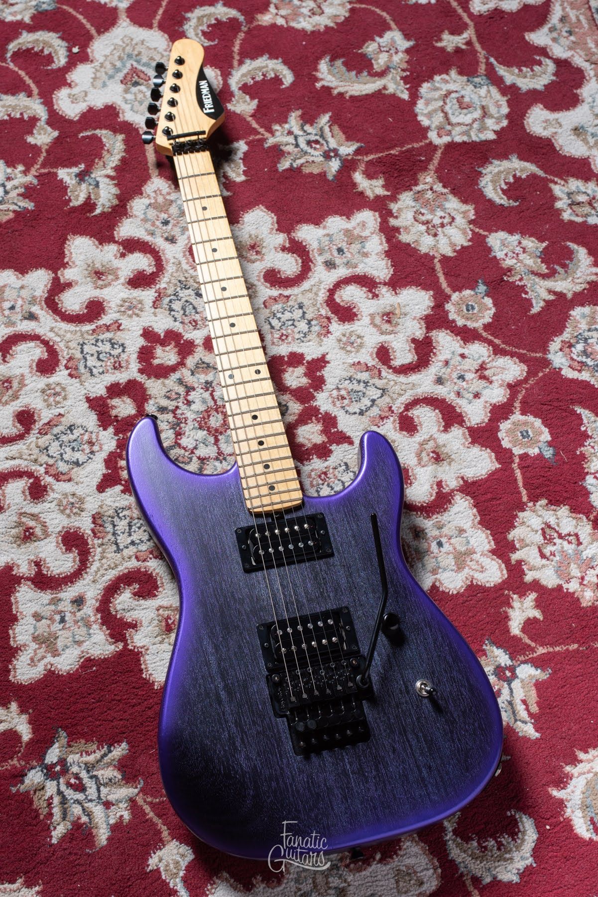 Friedman Cali – Black Purple Green Flake #0323-2387 Segunda Mano