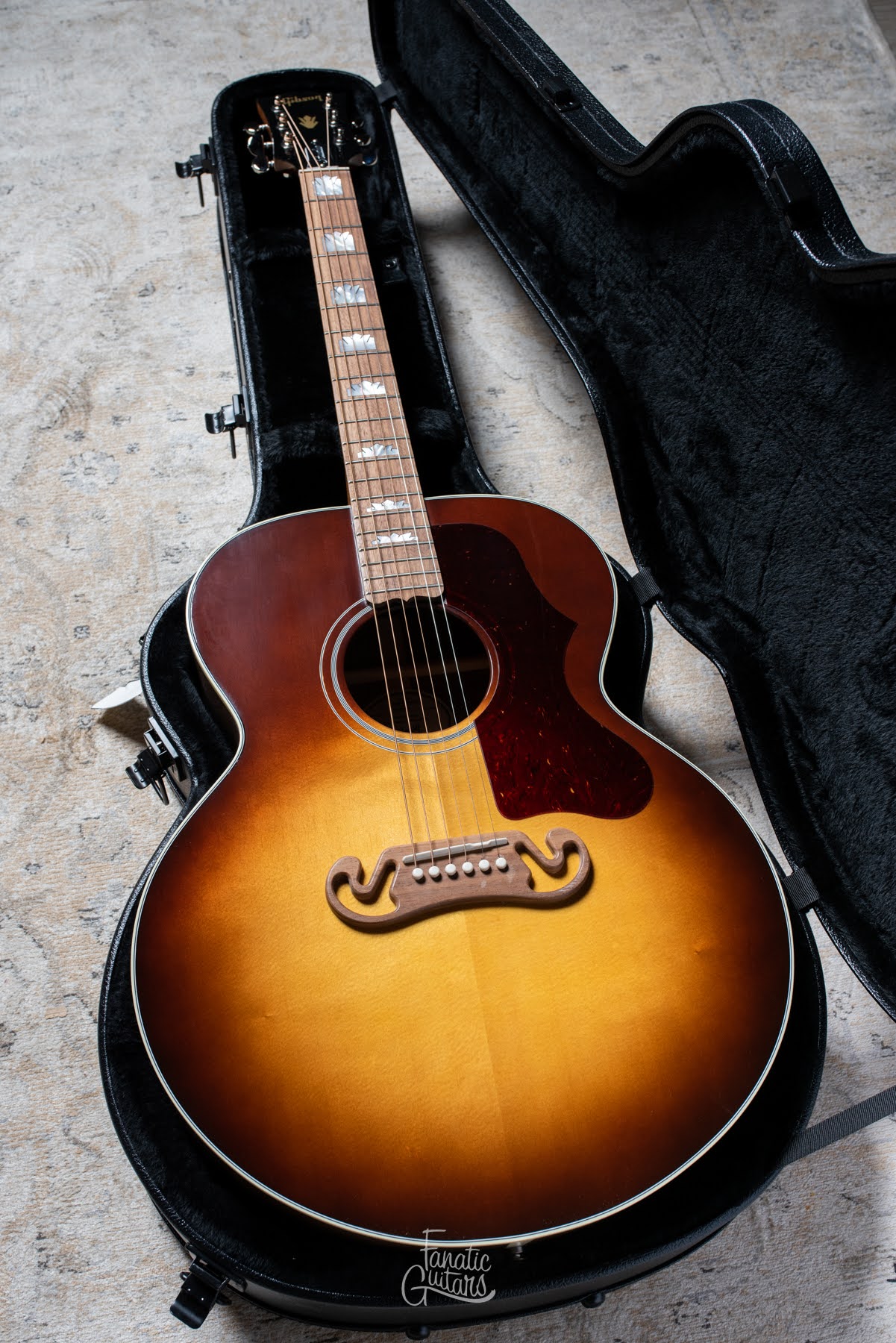 Gibson SJ-200 Studio Walnut - Walnut Burst #22083045