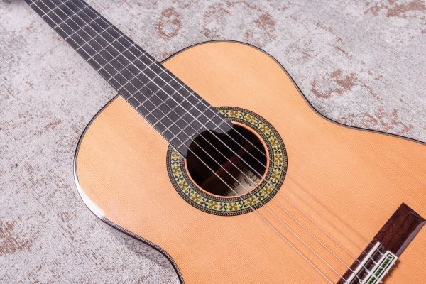 Alhambra 11P Classical Guitar – Fanatic Guitars