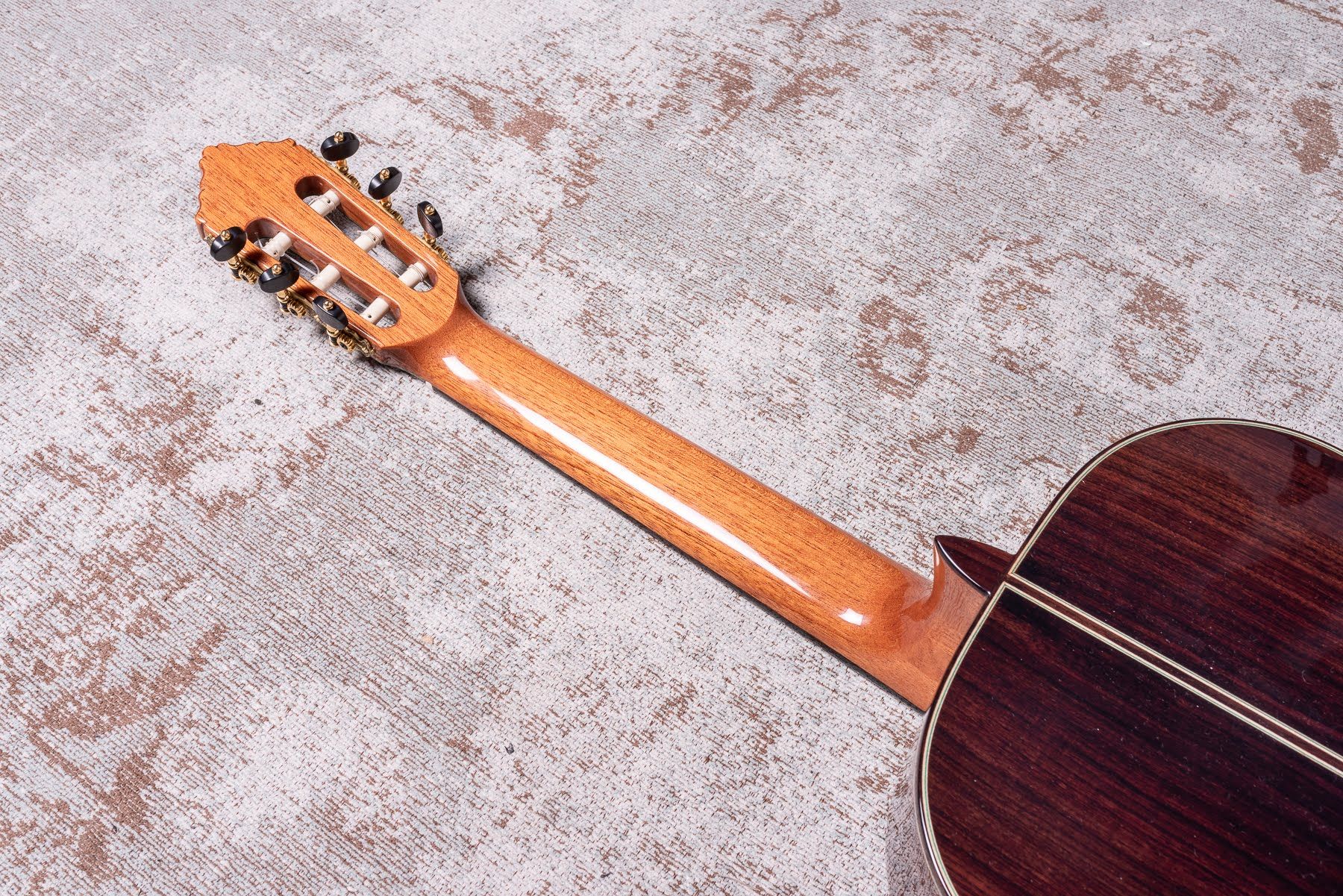 Alhambra 11P Classical Guitar – Fanatic Guitars