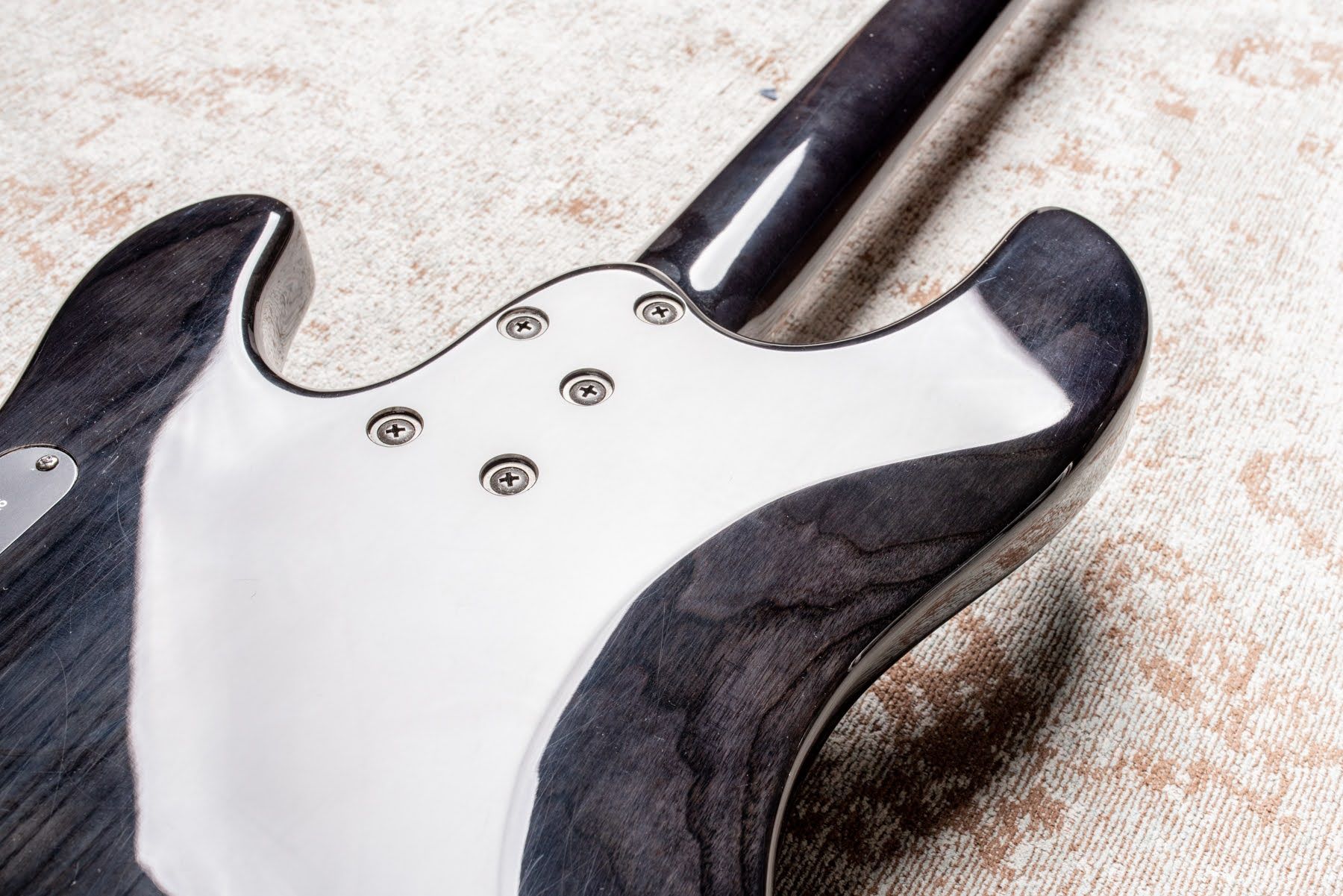 Ibanez PGB1 Paul Gray Signature B-Stock – Fanatic Guitars