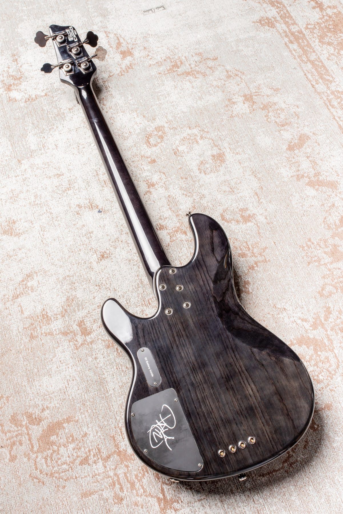 Ibanez PGB1 Paul Gray Signature B-Stock – Fanatic Guitars