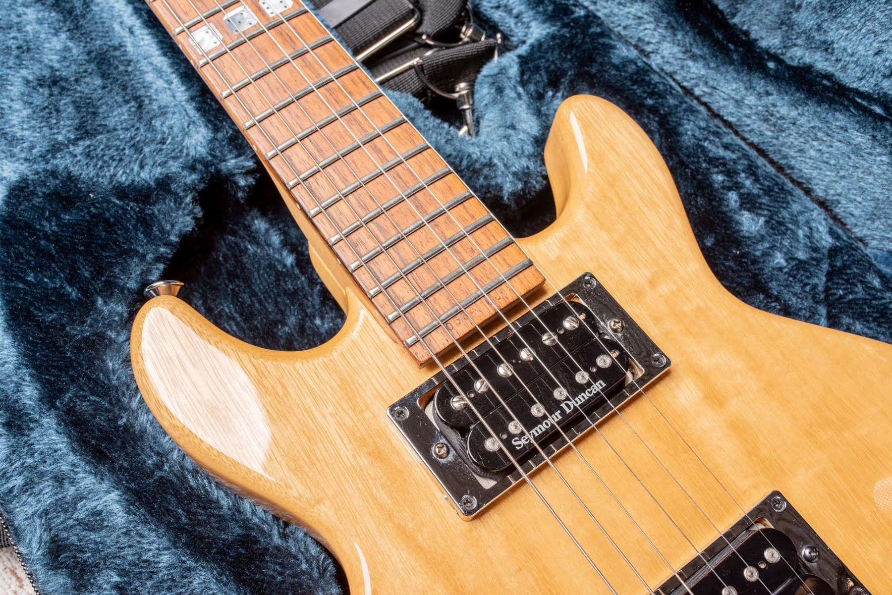 Jackson JJ1 Scott Ian Signature Natural B-Stock – Fanatic Guitars