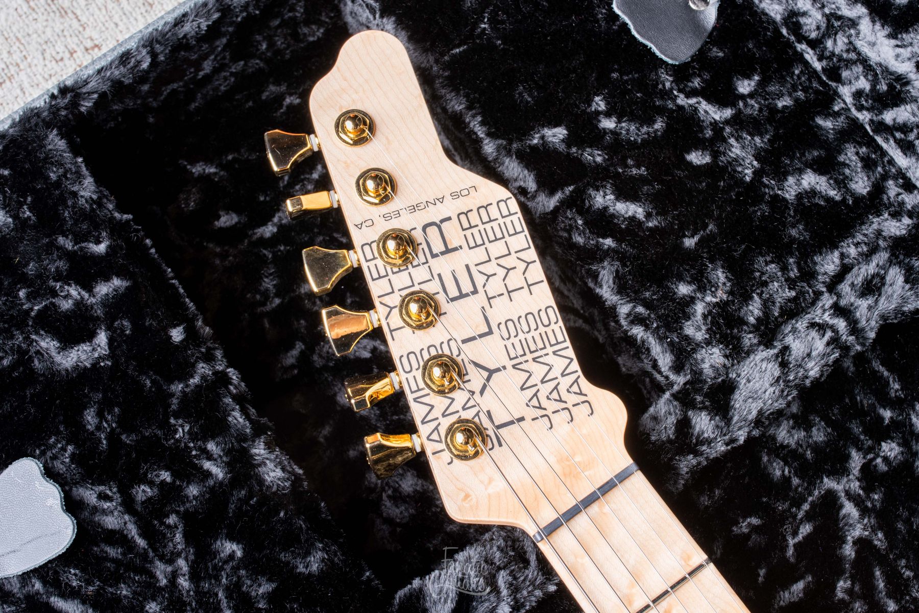 James Tyler Classic – White Shmear – Fanatic Guitars