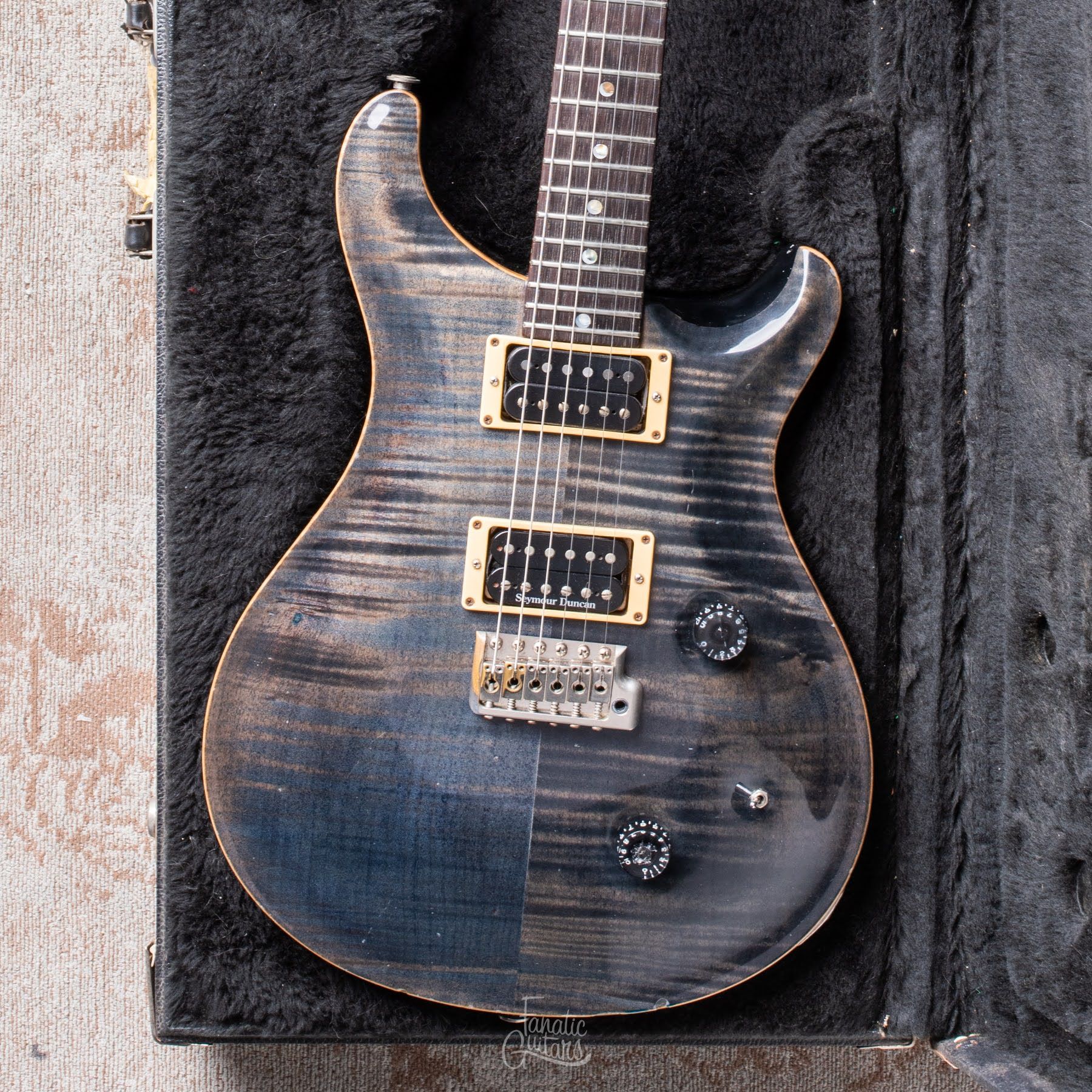 PRS Custom 24 Translucent Black 1989 Segunda Mano – Fanatic Guitars