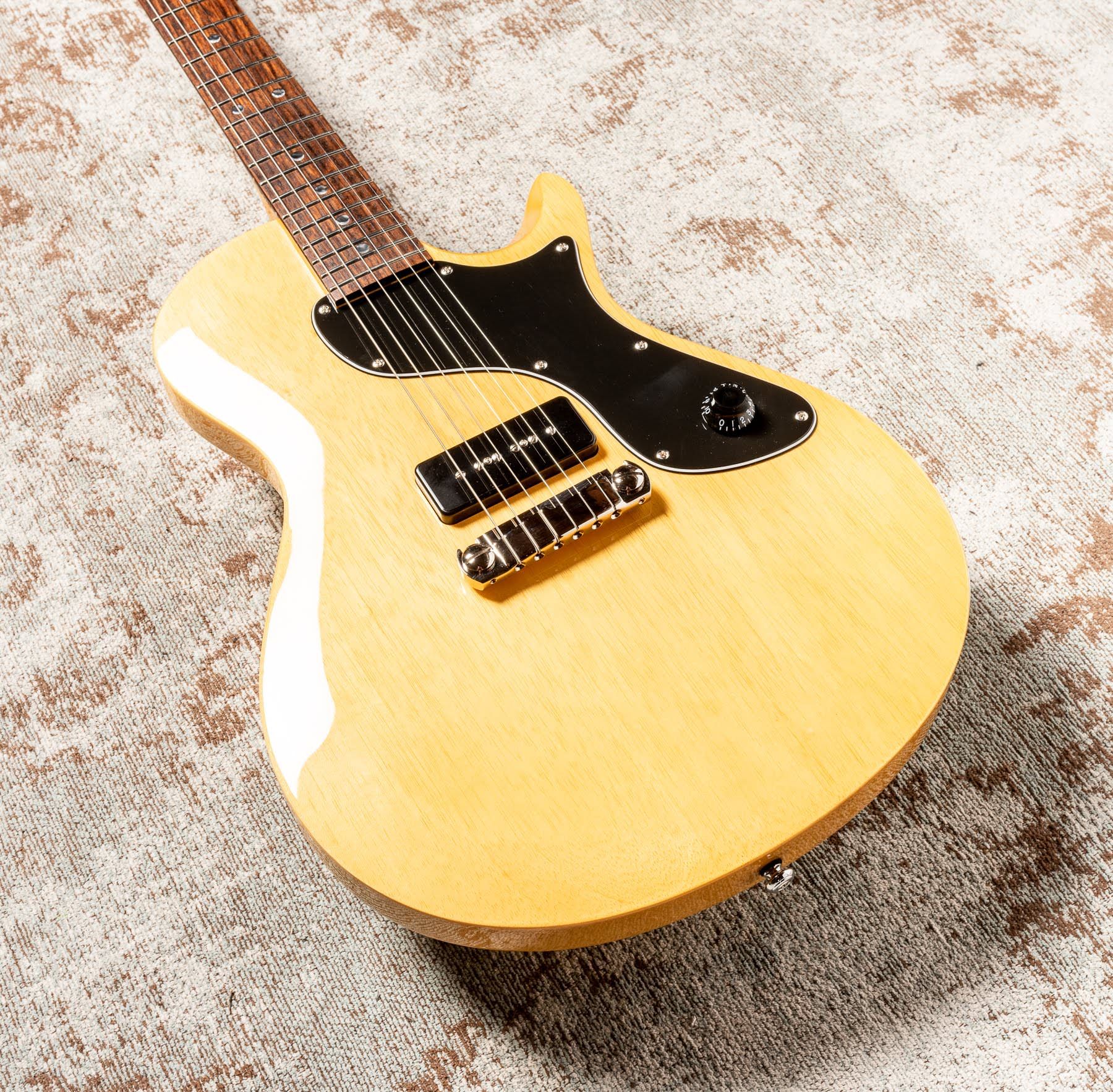 PRS SE One Korina Vintage Amber – Fanatic Guitars