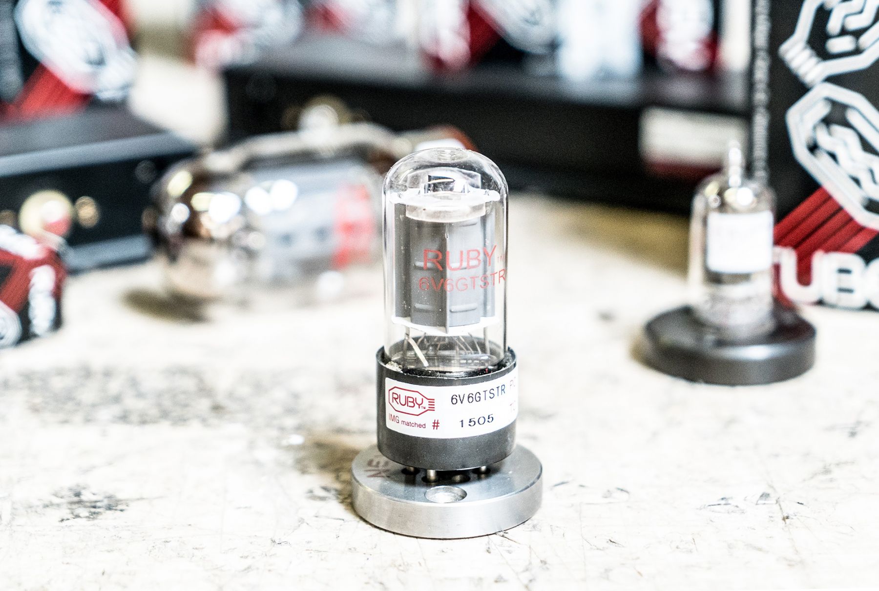 Ruby Tubes 6V6GTSTR Válvula – Fanatic Guitars