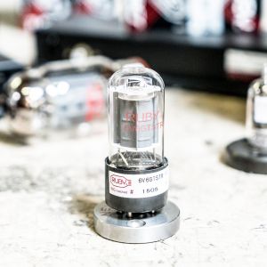Ruby Tubes 6V6GTSTR Válvula – Fanatic Guitars