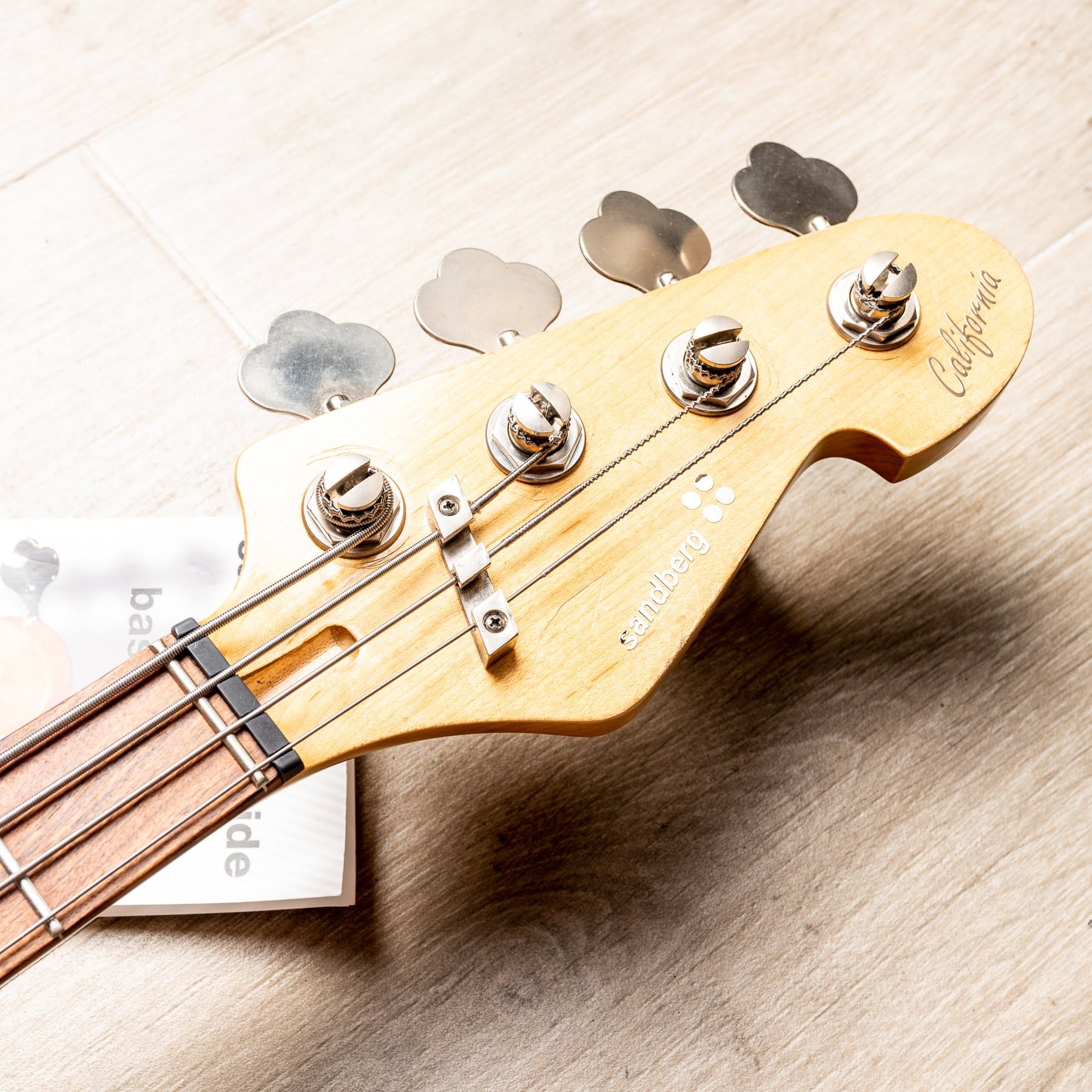 Sandberg California VT4 Hardcore Aged, Metallic Red – Fanatic Guitars