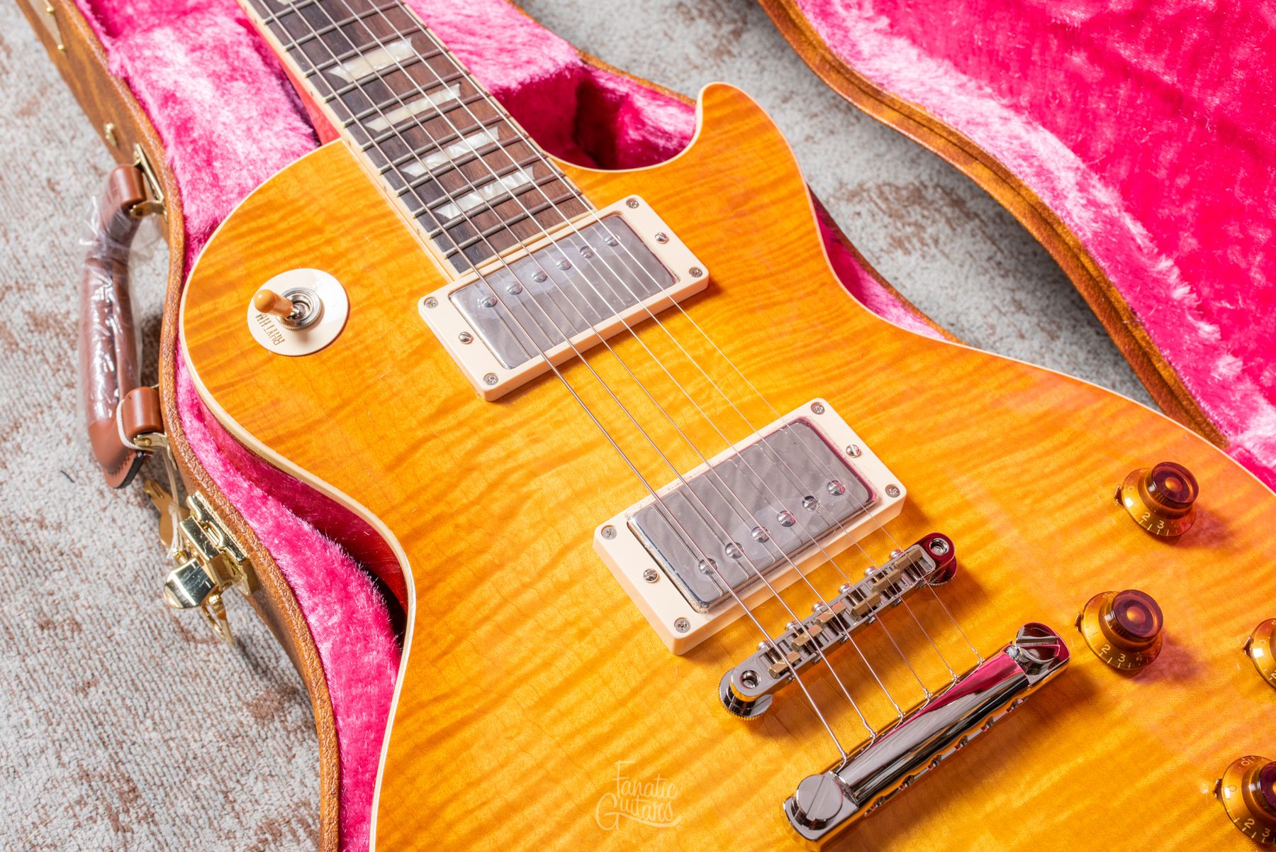 Tokai LS540-5A Custom Shop JM ROLPH Honey Burst #2145609 – Fanatic Guitars