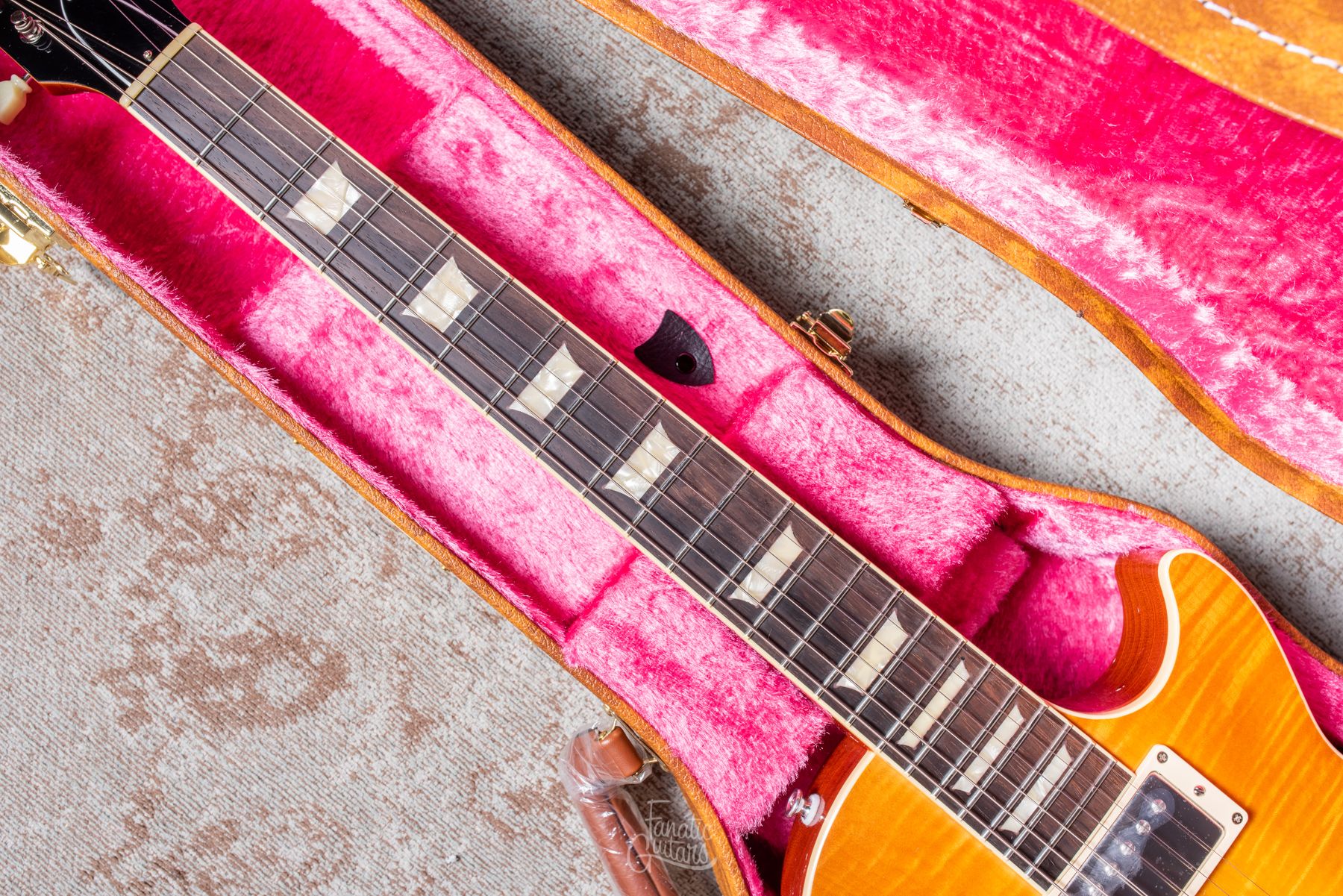 Tokai LS540-5A Custom Shop JM ROLPH Honey Burst #2145609 – Fanatic Guitars