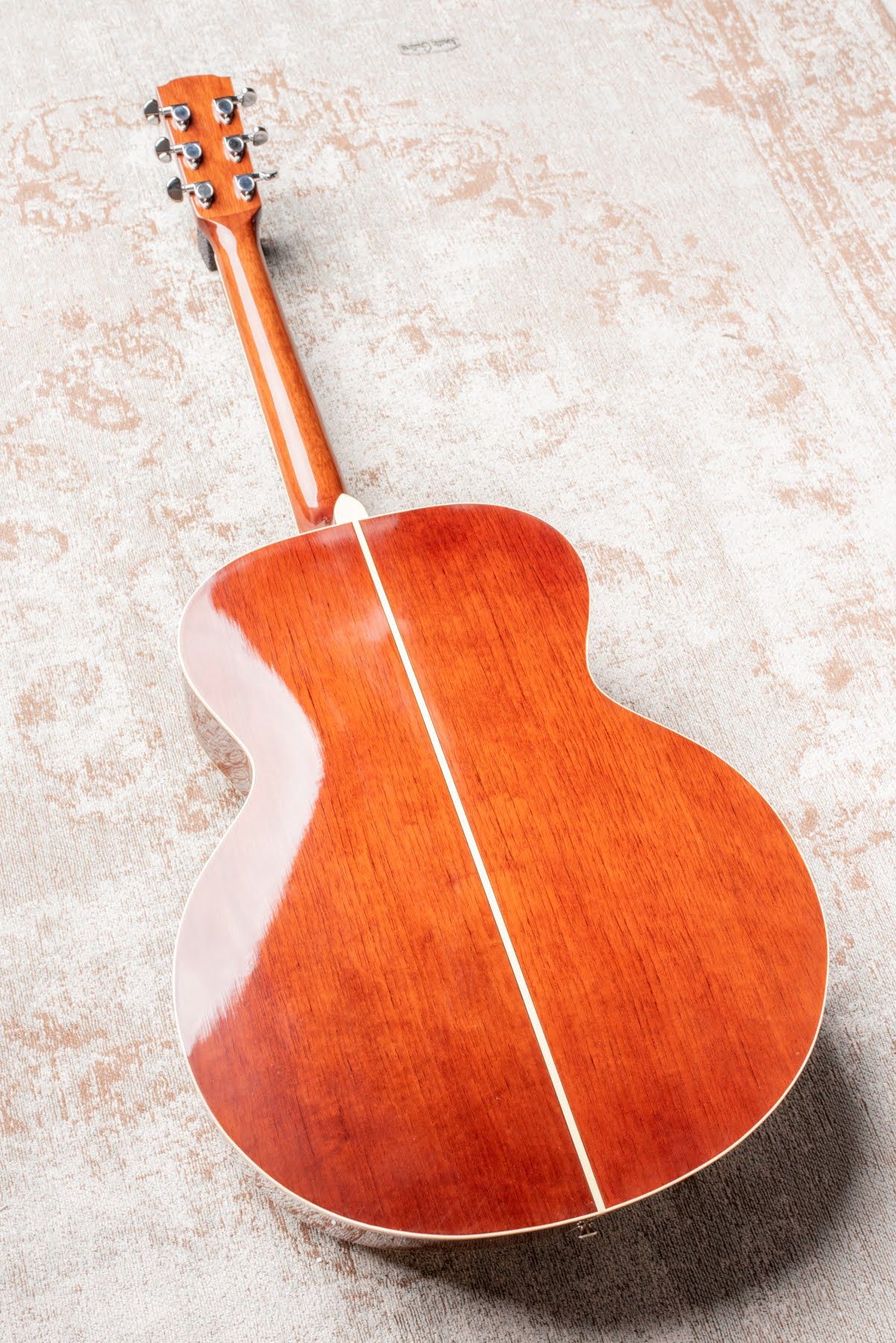 Vintage VJ100 XL Jumbo Segunda Mano – Fanatic Guitars