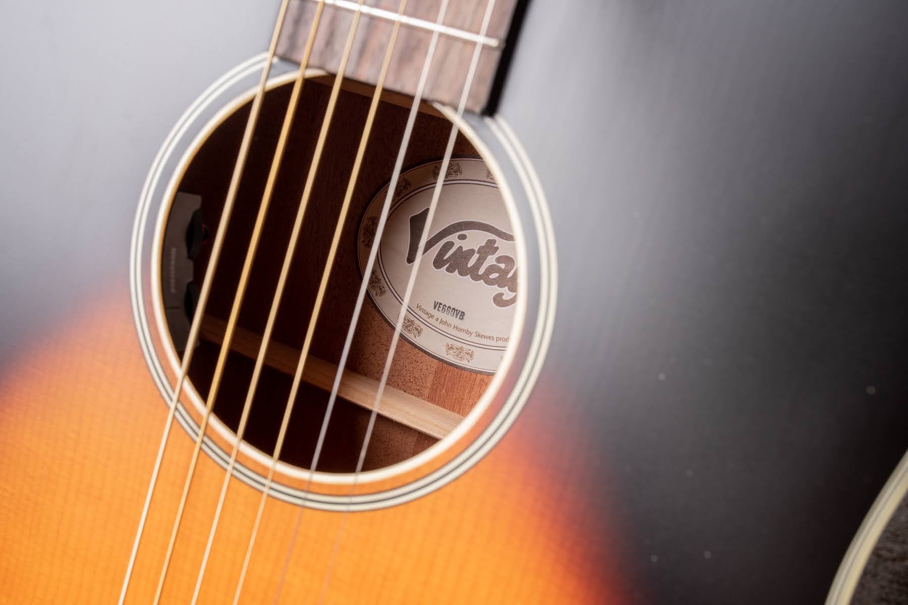 Vintage Historic VE660 Dreadnought - Vintage Burst