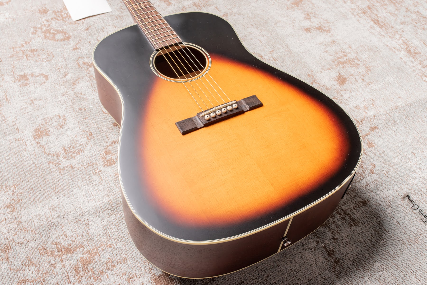 Vintage Historic VE660 Dreadnought - Vintage Burst