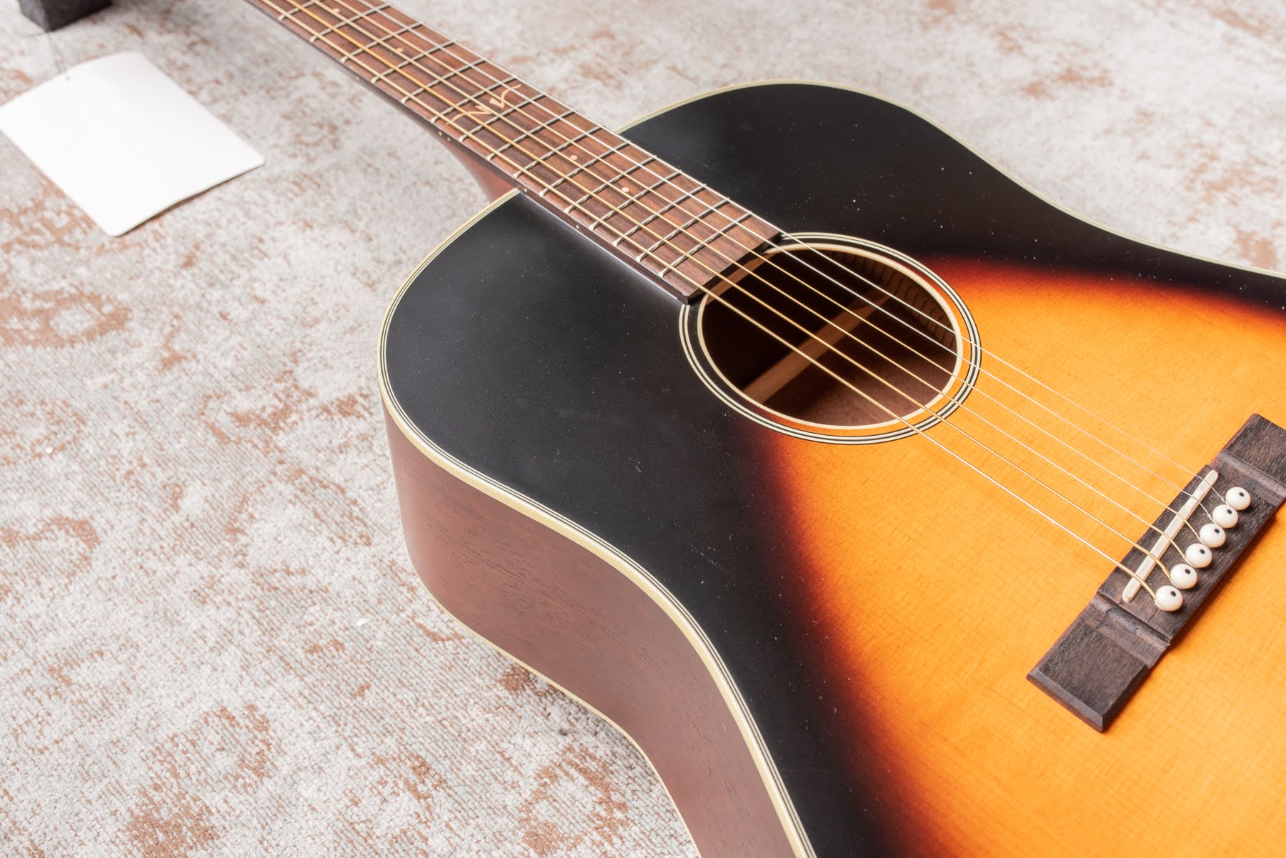Vintage Historic VE660 Dreadnought - Vintage Burst