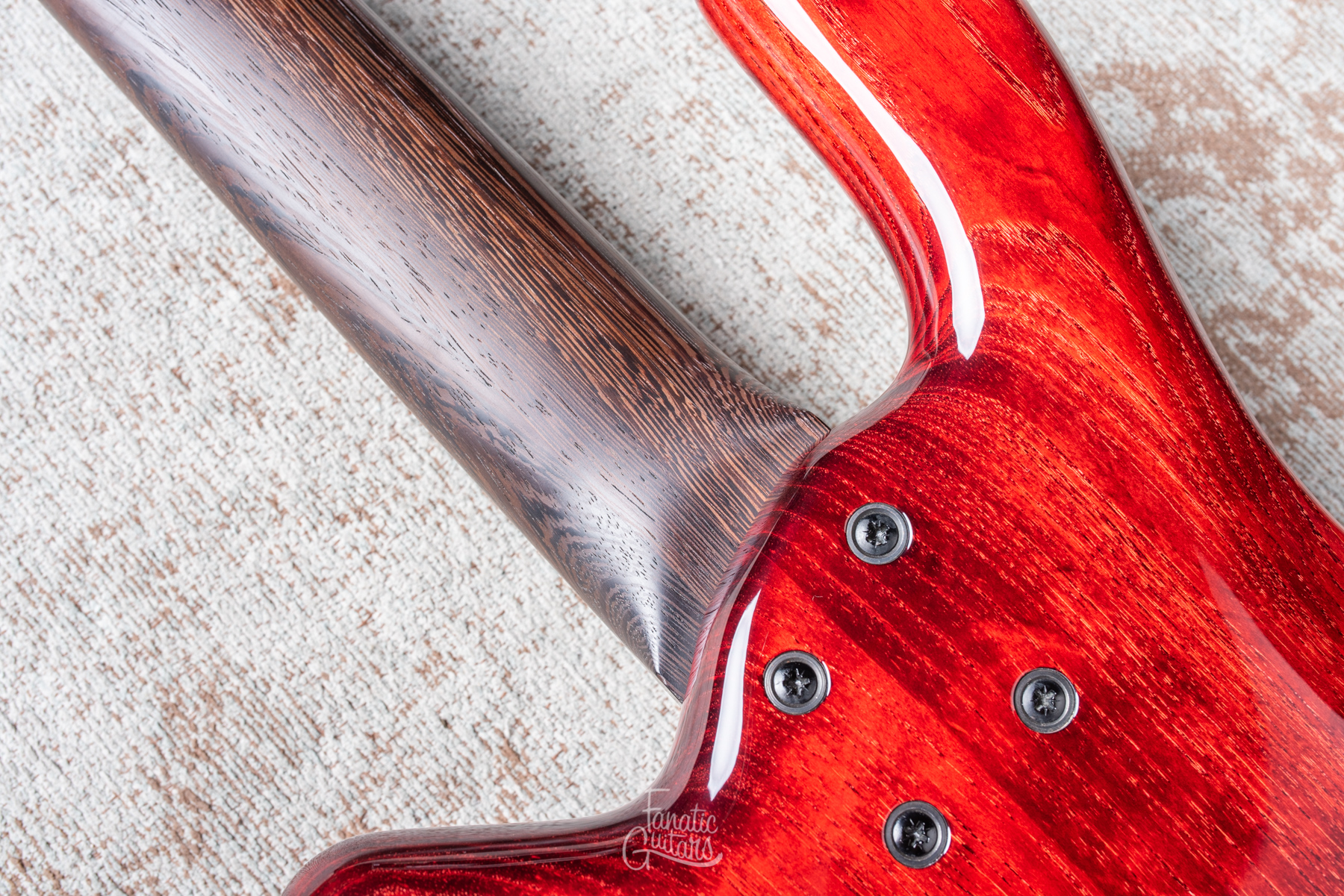 Warwick Custom Shop Streamer $$, 5 - Burgundy Red Transparent HP