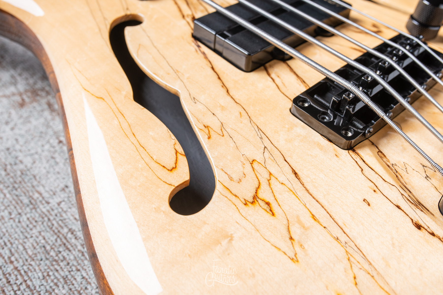 Warwick Custom Shop Infinity, 5-String - Natural High Polish