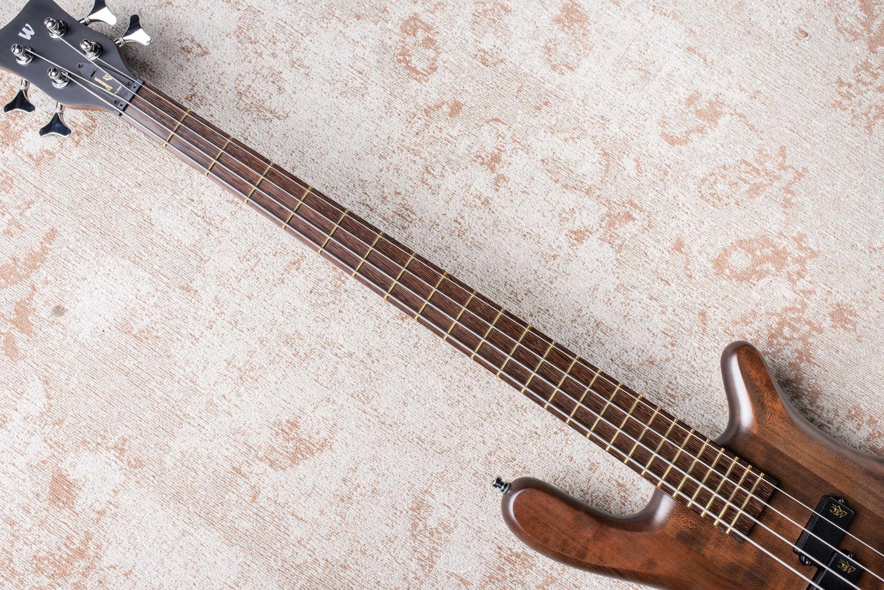 Warwick Teambuilt Pro Series Streamer LX, 4-String - Nirvana Black